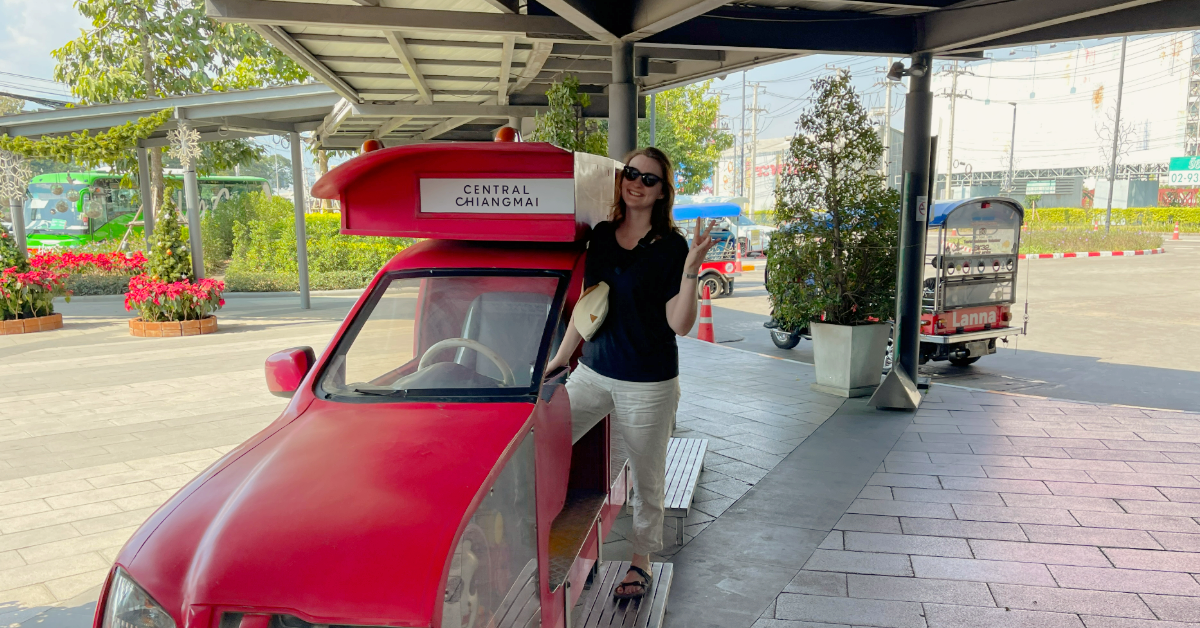 How to get from Chiang Mai Airport to the City